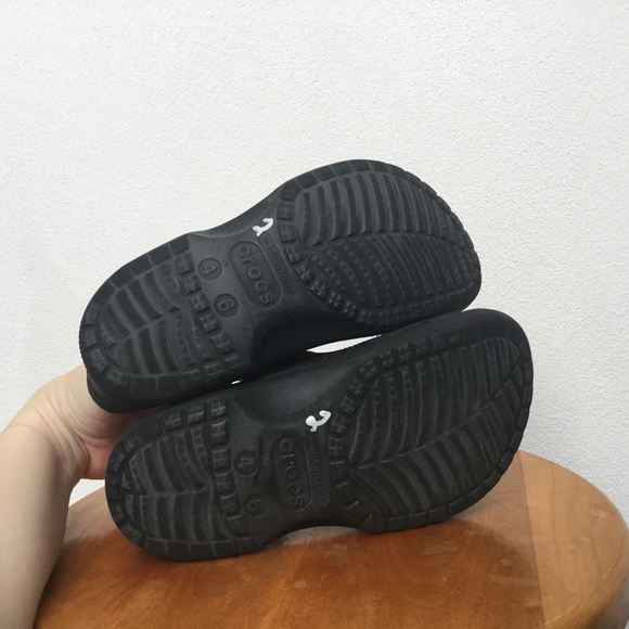 CROCS | Shoes | Classic Black Croc Water Clog Size Womens 6 Mens 4 Basic Summer Sandal | Poshmark